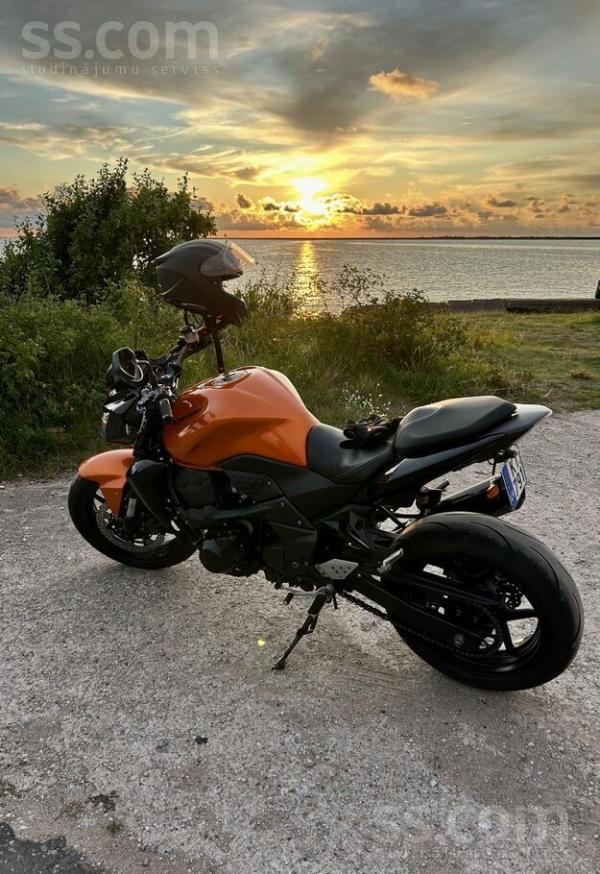 Kawasaki Z750 2010 in Liepaja, with an engine capacity of 0.75 L and mileage of 0 thousand km for 3400 €, photo 2 on AUTOMOTO.COM.LV