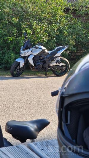 Kawasaki Z750 2010 in Liepaja, with an engine capacity of 0.75 L and mileage of 0 thousand km for 3450 €, photo 4 on AUTOMOTO.COM.LV