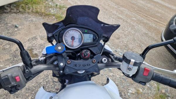 Kawasaki Z750 2010 Liepāja, ar dzinēja tilpumu 0.75 L un nobraukumu 0 tūkst. km par 3450 €, foto 4 vietnē AUTOMOTO.COM.LV