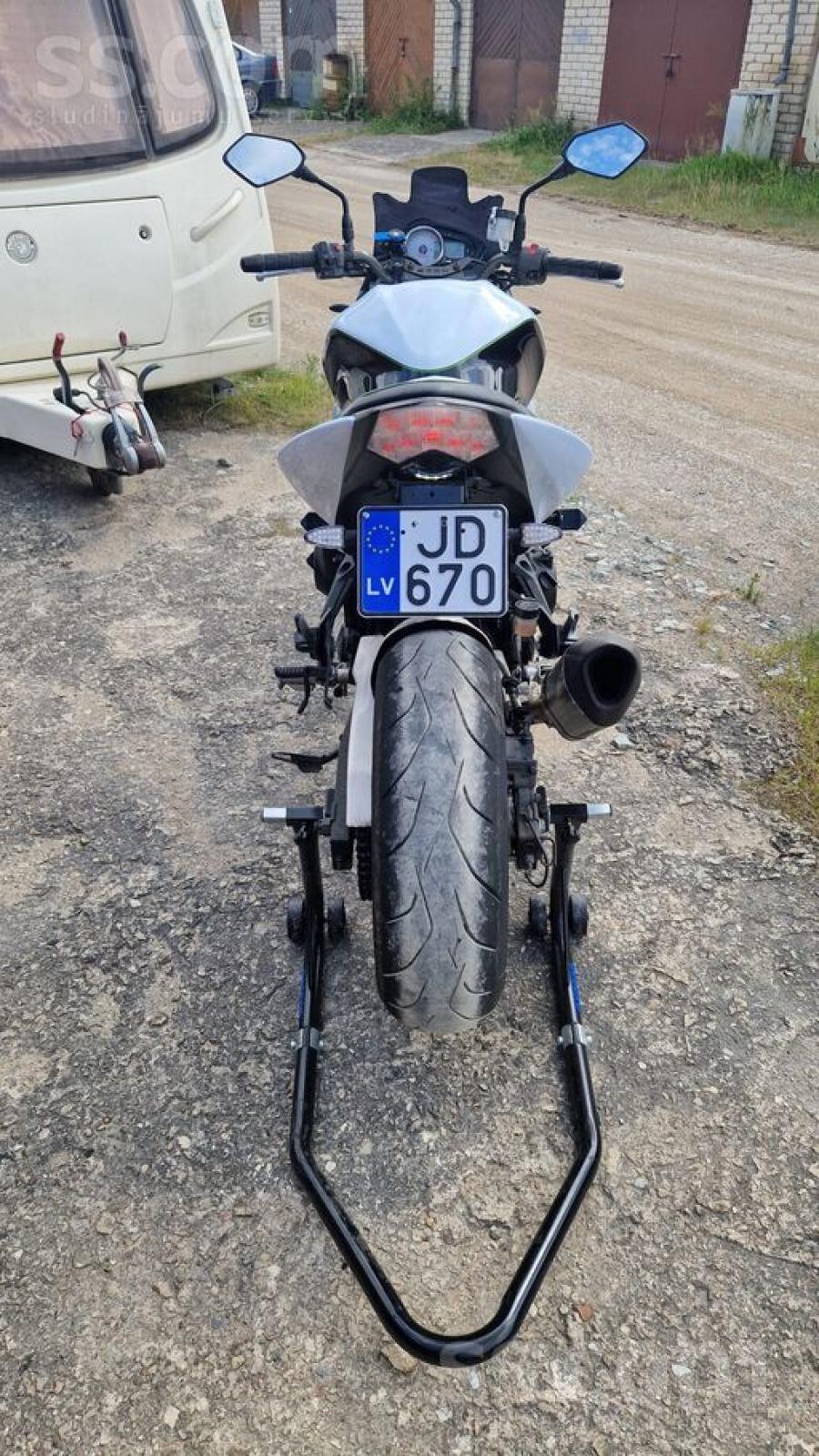 Kawasaki Z750 2010 in Liepaja, with an engine capacity of 0.75 L and mileage of 0 thousand km for 3450 €, photo 8 on AUTOMOTO.COM.LV