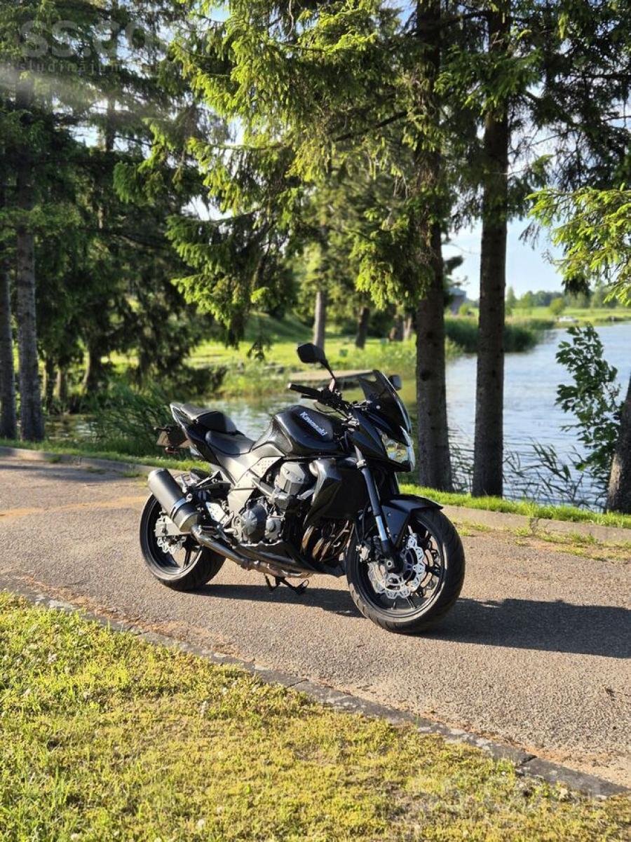 Kawasaki Z750 2010 in Liepaja, with an engine capacity of 0.75 L and mileage of 0 thousand km for 3400 €, photo 1 on AUTOMOTO.COM.LV