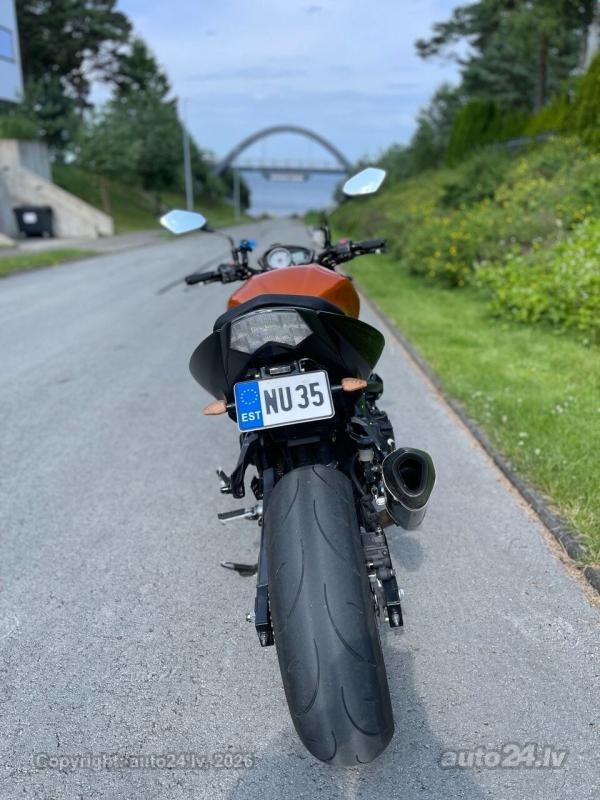 Orange Kawasaki Z750 2010 in Tallinn, with an engine capacity of 0.75 L and mileage of 30 thousand km for 3900 €, photo 6 on AUTOMOTO.COM.LV
