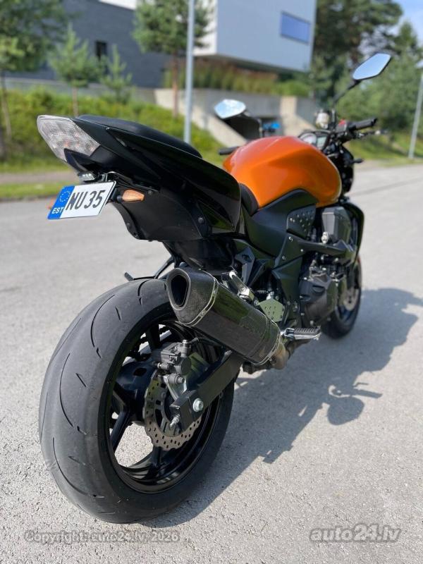 Orange Kawasaki Z750 2010 in Tallinn, with an engine capacity of 0.75 L and mileage of 30 thousand km for 3900 €, photo 7 on AUTOMOTO.COM.LV