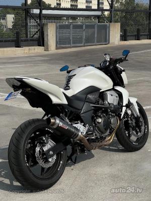 Balts Kawasaki Z750 2007 Tallina, ar dzinēja tilpumu 0.75 L un nobraukumu 51 tūkst. km par 4377 €, foto 5 vietnē AUTOMOTO.COM.LV