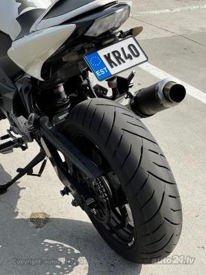 Balts Kawasaki Z750 2007 Tallina, ar dzinēja tilpumu 0.75 L un nobraukumu 51 tūkst. km par 4377 €, foto 8 vietnē AUTOMOTO.COM.LV