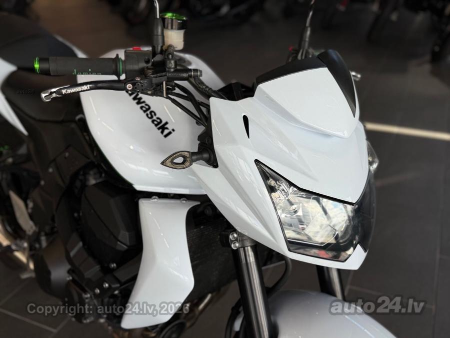 Balts Kawasaki Z750 2010 Tallina, ar dzinēja tilpumu 0.75 L un nobraukumu 41 tūkst. km par 4290 €, foto 10 vietnē AUTOMOTO.COM.LV