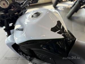 Balts Kawasaki Z750 2010 Tallina, ar dzinēja tilpumu 0.75 L un nobraukumu 41 tūkst. km par 4290 €, foto 18 vietnē AUTOMOTO.COM.LV