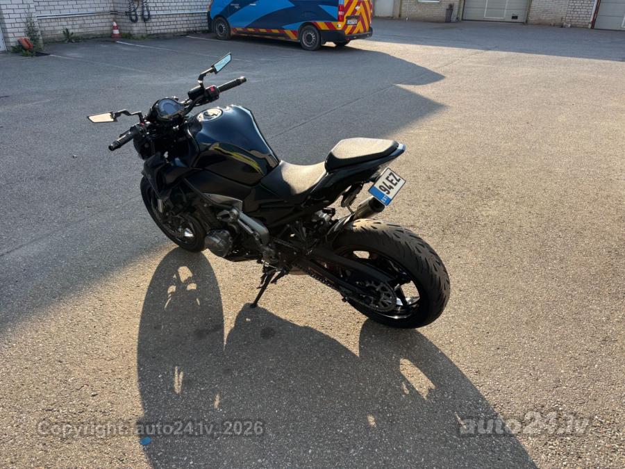 Melns Kawasaki Z900 2017 Tallina, ar dzinēja tilpumu 0.95 L un nobraukumu 24 tūkst. km par 5800 €, foto 3 vietnē AUTOMOTO.COM.LV