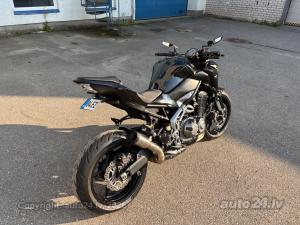 Black Kawasaki Z900 2017 in Tallinn, with an engine capacity of 0.95 L and mileage of 25 thousand km for 5200 €, photo 4 on AUTOMOTO.COM.LV