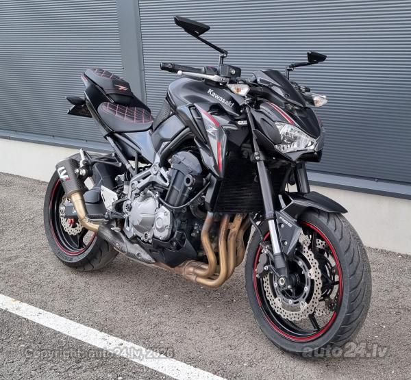 Black Kawasaki Z900 2018 in Tartu, with an engine capacity of 0.95 L and mileage of 37 thousand km for 7100 €, photo 1 on AUTOMOTO.COM.LV