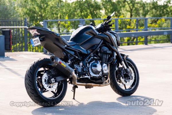 Black Kawasaki Z900 2018 in Tartu, with an engine capacity of 0.95 L and mileage of 33 thousand km for 4999 €, photo 2 on AUTOMOTO.COM.LV