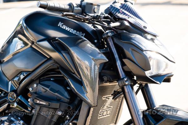 Black Kawasaki Z900 2018 in Tartu, with an engine capacity of 0.95 L and mileage of 33 thousand km for 4999 €, photo 5 on AUTOMOTO.COM.LV