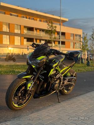 Black Kawasaki Z900 2018 in Parnu, with an engine capacity of 0.95 L and mileage of 18 thousand km for 5890 €, photo 7 on AUTOMOTO.COM.LV