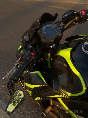 Black Kawasaki Z900 2018 in Parnu, with an engine capacity of 0.95 L and mileage of 18 thousand km for 5890 €, photo 16 on AUTOMOTO.COM.LV