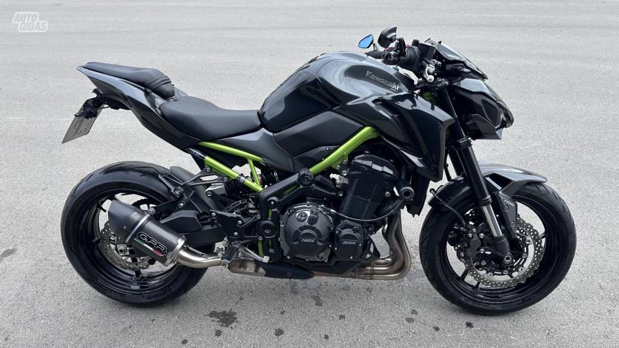 Melns Kawasaki Z900 2018 Tauragė, ar dzinēja tilpumu 0.95 L un nobraukumu 38 tūkst. km par 5600 €, foto 4 vietnē AUTOMOTO.COM.LV
