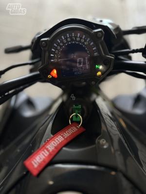 Melns Kawasaki Z900 2018 Tauragė, ar dzinēja tilpumu 0.95 L un nobraukumu 38 tūkst. km par 5600 €, foto 7 vietnē AUTOMOTO.COM.LV