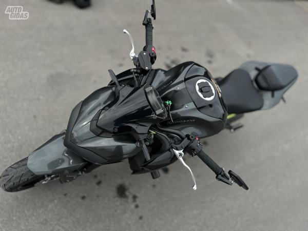 Melns Kawasaki Z900 2018 Tauragė, ar dzinēja tilpumu 0.95 L un nobraukumu 38 tūkst. km par 5600 €, foto 10 vietnē AUTOMOTO.COM.LV
