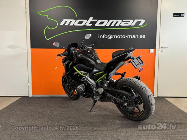 Melns Kawasaki Z900 2019 Tartu, ar dzinēja tilpumu 0.90 L un nobraukumu 13 tūkst. km par 5390 €, foto 4 vietnē AUTOMOTO.COM.LV