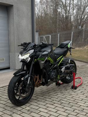 Черный Кавасаки Z900 2020 в Пярну, объемом двигателя 0.80 л и пробегом 25 тыс. км за 6490 €, фото 3 на AUTOMOTO.COM.LV