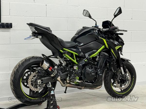 Melns Kawasaki Z900 2022 Tallina, ar dzinēja tilpumu 0.95 L un nobraukumu 18 tūkst. km par 6590 €, foto 3 vietnē AUTOMOTO.COM.LV
