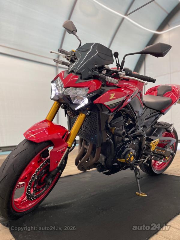 Черный Кавасаки Z900 2022 в Сауэ, объемом двигателя 0.95 л и пробегом 8 тыс. км за 8999 €, фото 2 на AUTOMOTO.COM.LV