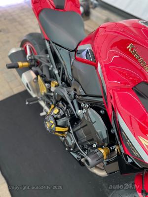 Черный Кавасаки Z900 2022 в Сауэ, объемом двигателя 0.95 л и пробегом 8 тыс. км за 8999 €, фото 12 на AUTOMOTO.COM.LV