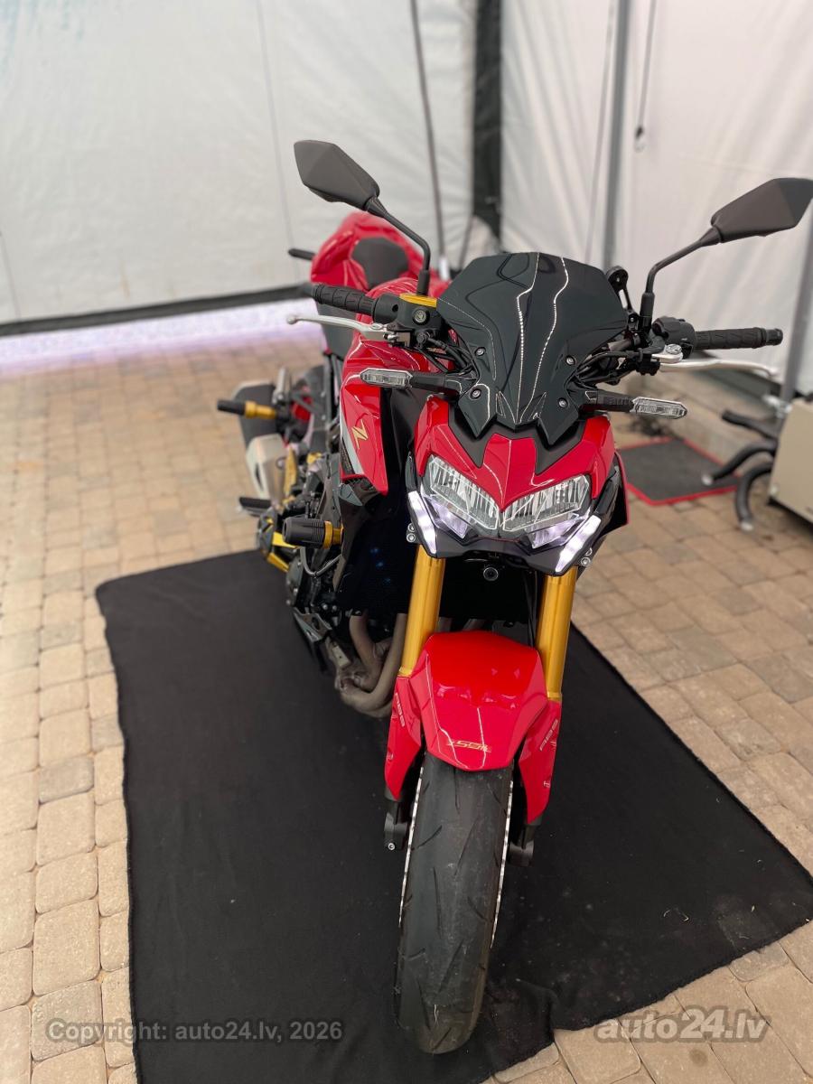 Черный Кавасаки Z900 2022 в Сауэ, объемом двигателя 0.95 л и пробегом 8 тыс. км за 8999 €, фото 15 на AUTOMOTO.COM.LV