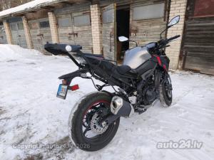 Черный Кавасаки Z900 2023 в Таллин, объемом двигателя 0.95 л и пробегом 5 тыс. км за 8700 €, фото 6 на AUTOMOTO.COM.LV