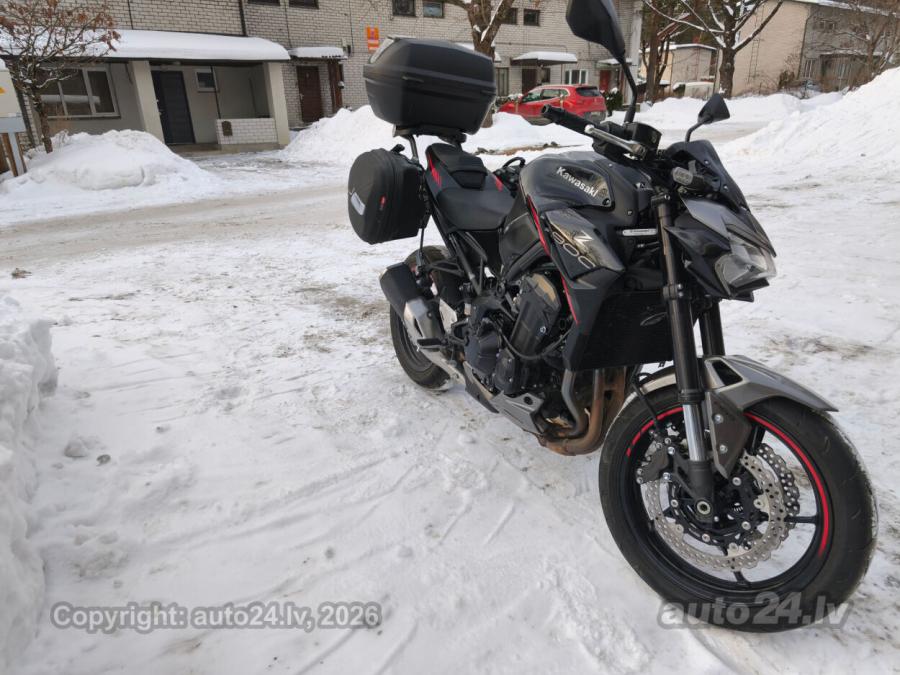 Черный Кавасаки Z900 2023 в Таллин, объемом двигателя 0.95 л и пробегом 5 тыс. км за 8700 €, фото 9 на AUTOMOTO.COM.LV