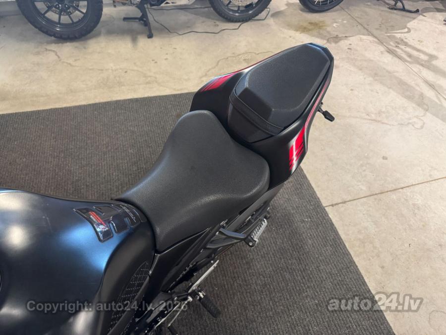 Melns Kawasaki Z900 2023 Tartu, ar dzinēja tilpumu 0.95 L un nobraukumu 15 tūkst. km par 6790 €, foto 9 vietnē AUTOMOTO.COM.LV