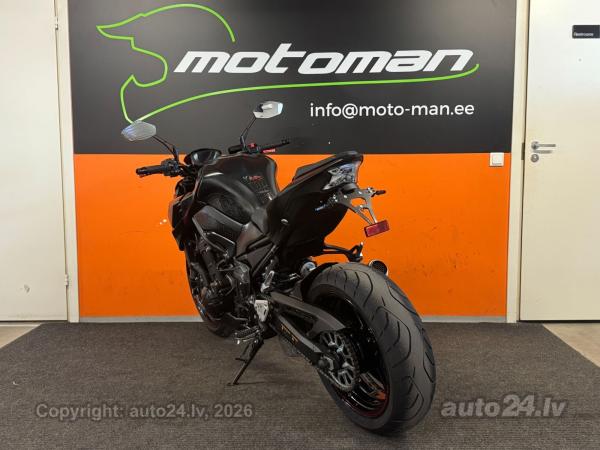 Черный Кавасаки Z900 2023 в Тарту, объемом двигателя 0.95 л и пробегом 15 тыс. км за 6790 €, фото 4 на AUTOMOTO.COM.LV