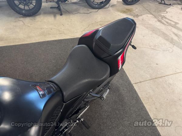 Черный Кавасаки Z900 2023 в Тарту, объемом двигателя 0.95 л и пробегом 15 тыс. км за 6790 €, фото 8 на AUTOMOTO.COM.LV