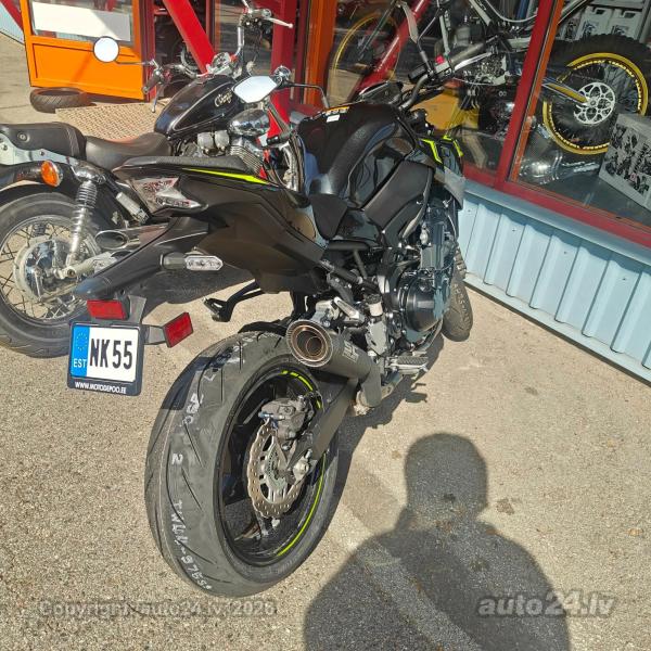 Melns Kawasaki Z900 2024 Tallina, ar dzinēja tilpumu 0.95 L un nobraukumu 7 tūkst. km par 9500 €, foto 3 vietnē AUTOMOTO.COM.LV