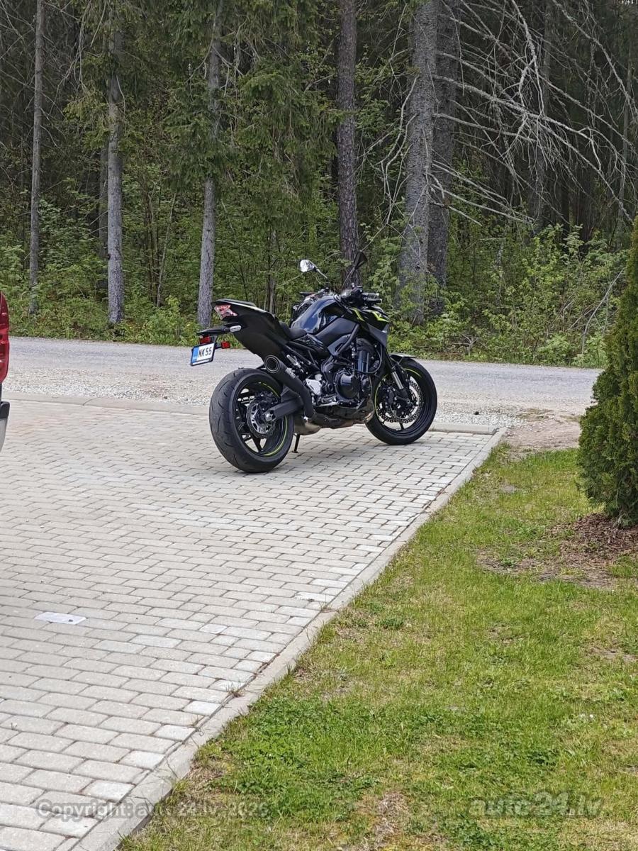 Melns Kawasaki Z900 2024 Tallina, ar dzinēja tilpumu 0.95 L un nobraukumu 7 tūkst. km par 9500 €, foto 5 vietnē AUTOMOTO.COM.LV