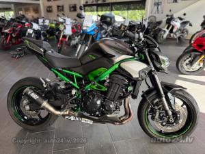 Черный Кавасаки Z900 2025 в Таллин, объемом двигателя 0.95 л и пробегом 5 тыс. км за 9290 €, фото 3 на AUTOMOTO.COM.LV