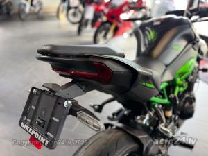 Черный Кавасаки Z900 2025 в Таллин, объемом двигателя 0.95 л и пробегом 5 тыс. км за 9290 €, фото 13 на AUTOMOTO.COM.LV