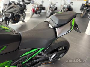 Черный Кавасаки Z900 2025 в Таллин, объемом двигателя 0.95 л и пробегом 5 тыс. км за 9290 €, фото 19 на AUTOMOTO.COM.LV