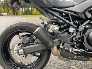 Melns Kawasaki Z900 2026 Tallina, ar dzinēja tilpumu 0.95 L un nobraukumu 5 tūkst. km par 8900 €, foto 7 vietnē AUTOMOTO.COM.LV
