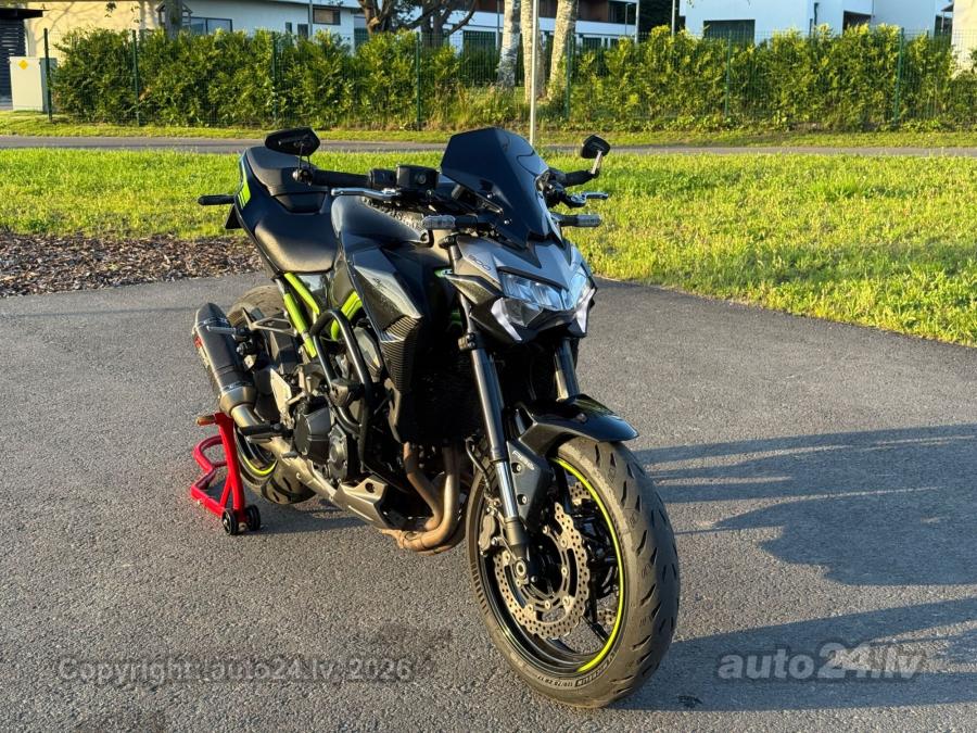 Зеленый Кавасаки Z900 2020 в Таллин, объемом двигателя 0.95 л и пробегом 37 тыс. км за 7000 €, фото 7 на AUTOMOTO.COM.LV