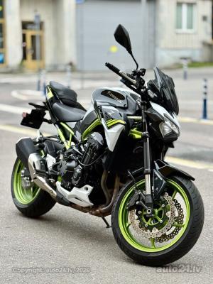 Green Kawasaki Z900 2021 in Tallinn, with an engine capacity of 0.95 L and mileage of 14 thousand km for 6999 €, photo  on AUTOMOTO.COM.LV