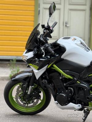 Зеленый Кавасаки Z900 2021 в Таллин, объемом двигателя 0.95 л и пробегом 14 тыс. км за 6999 €, фото 3 на AUTOMOTO.COM.LV