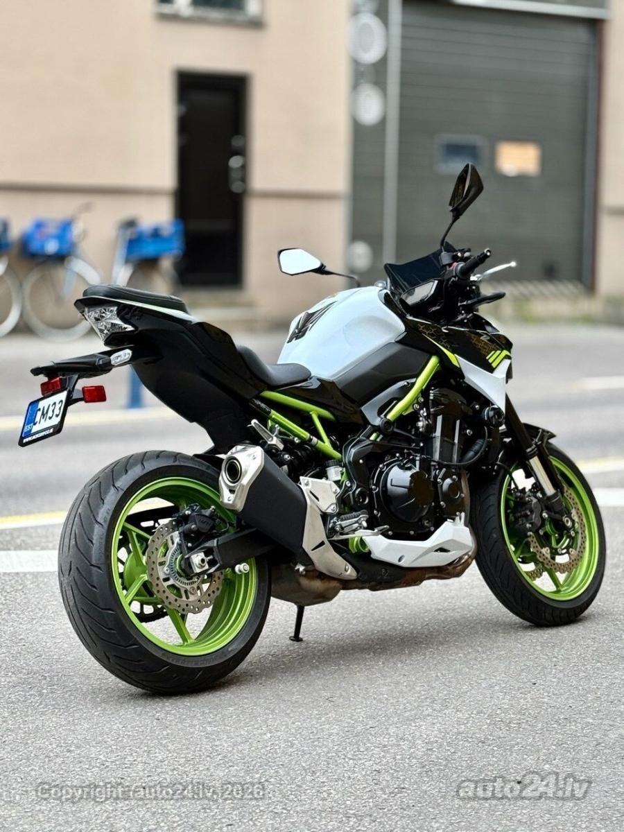 Зеленый Кавасаки Z900 2021 в Таллин, объемом двигателя 0.95 л и пробегом 14 тыс. км за 6999 €, фото 5 на AUTOMOTO.COM.LV