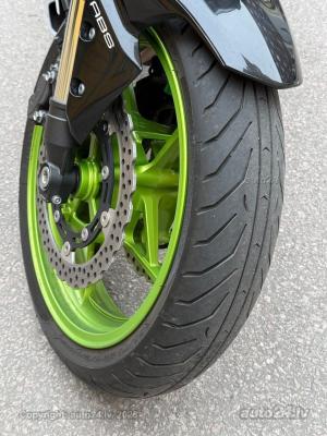 Зеленый Кавасаки Z900 2021 в Таллин, объемом двигателя 0.95 л и пробегом 14 тыс. км за 6999 €, фото 10 на AUTOMOTO.COM.LV