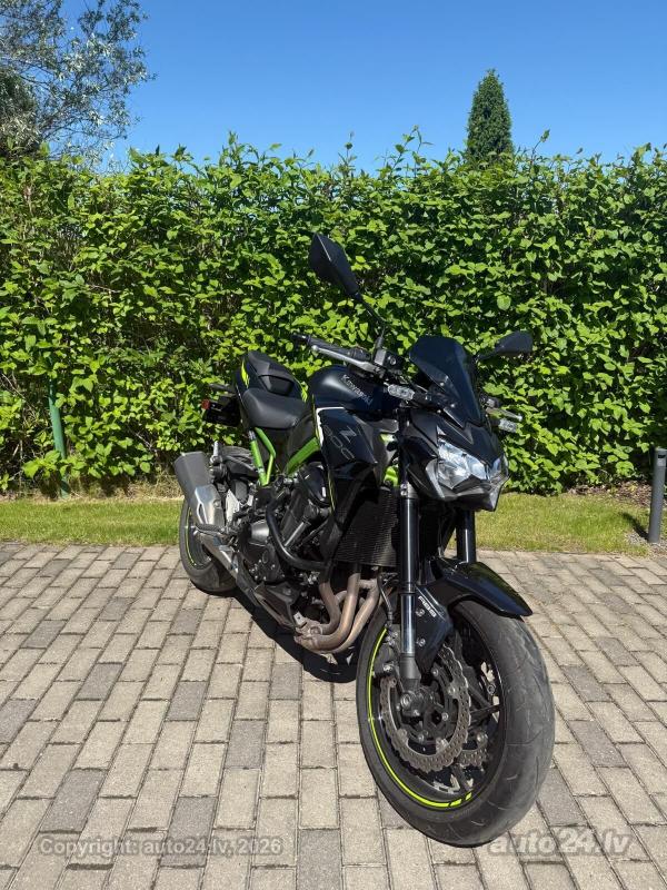 Зеленый Кавасаки Z900 2022 в Тарту, объемом двигателя 0.95 л и пробегом 4 тыс. км за 7490 €, фото 3 на AUTOMOTO.COM.LV