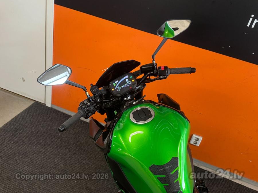 Green Kawasaki Z900 2022 in Tartu, with an engine capacity of 0.95 L and mileage of 10 thousand km for 6490 €, photo 8 on AUTOMOTO.COM.LV