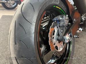 Green Kawasaki Z900 2022 in Tartu, with an engine capacity of 0.95 L and mileage of 10 thousand km for 6490 €, photo 11 on AUTOMOTO.COM.LV