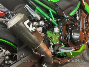 Green Kawasaki Z900 2022 in Tartu, with an engine capacity of 0.95 L and mileage of 10 thousand km for 6490 €, photo 12 on AUTOMOTO.COM.LV