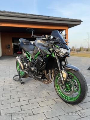 Green Kawasaki Z900 2024 in Tartu, with an engine capacity of 0.95 L and mileage of 1 thousand km for 8300 €, photo 2 on AUTOMOTO.COM.LV