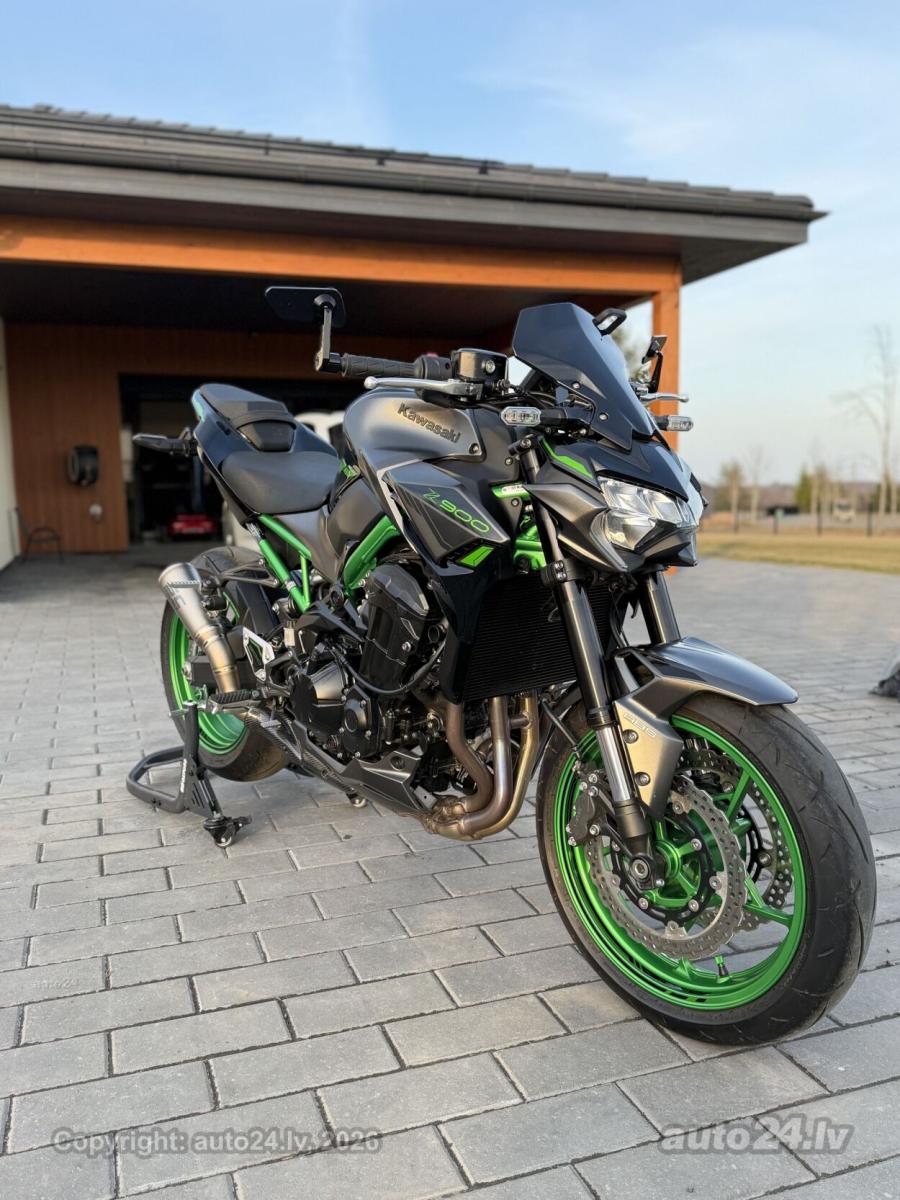 Green Kawasaki Z900 2024 in Tartu, with an engine capacity of 0.95 L and mileage of 1 thousand km for 8300 €, photo 2 on AUTOMOTO.COM.LV