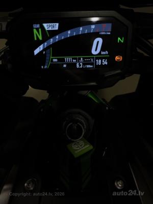 Зеленый Кавасаки Z900 2024 в Тарту, объемом двигателя 0.95 л и пробегом 1 тыс. км за 8300 €, фото 5 на AUTOMOTO.COM.LV